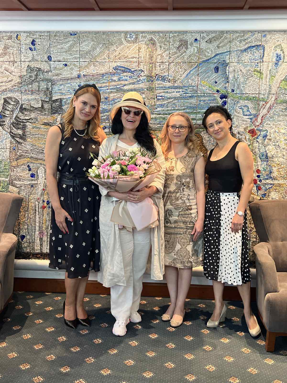 The great opera diva Angela Gheorghiu has arrived, who will mark the ...